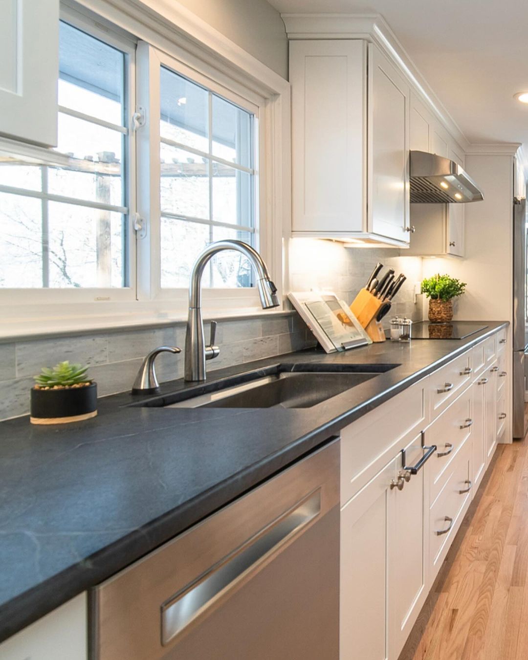 The Right Size For Your Kitchen Sink In 2025 | Benchmark Home Improvements